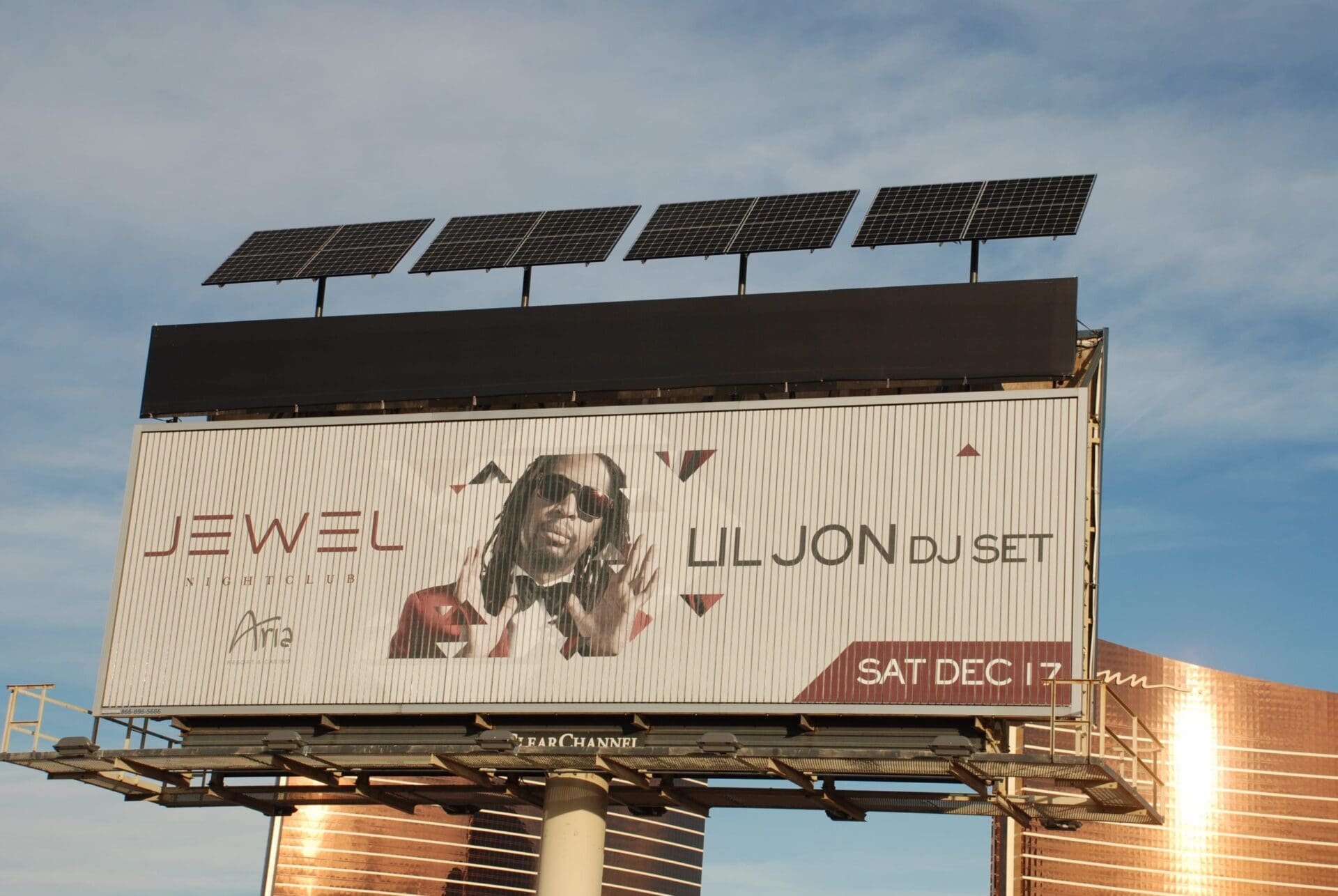 Solar Billboard Picture Tutorial | Billboard Insider™