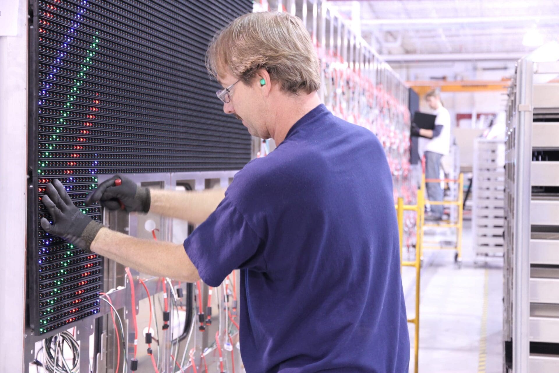 Daktronics-SiouxFalls Facility FinalAssembly_04 | Billboard Insider™