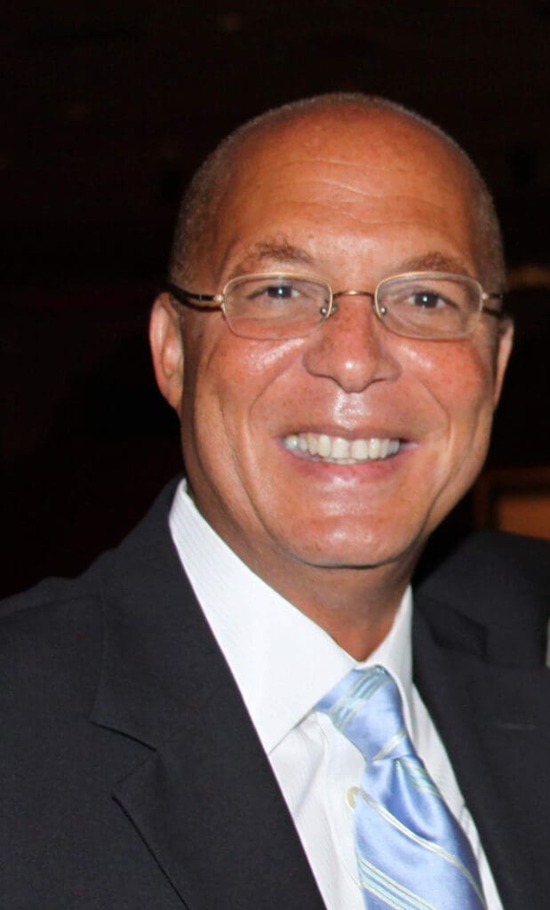 joe-jacobs-photo | Billboard Insider™