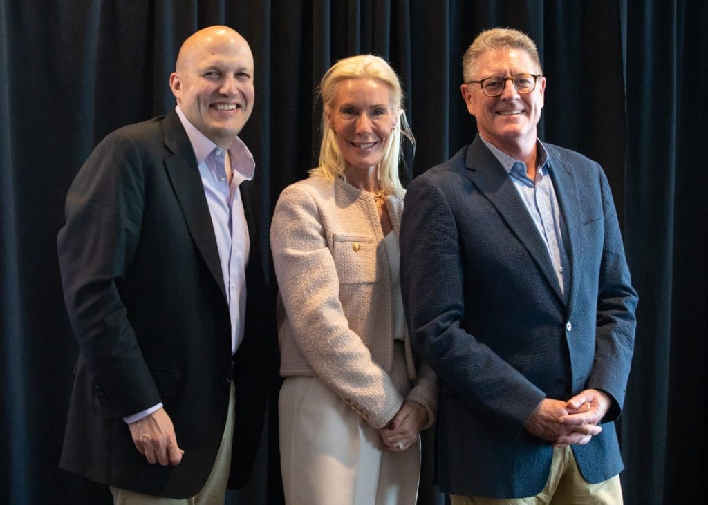 OAAA Names New Chairman, Clear Channel Outdoor CEO Scott Wells, Elects ...